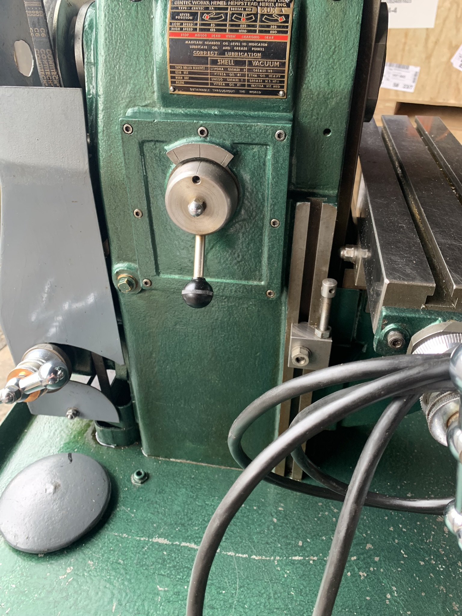 Used Amolco Vertical Milling Machine For Sale